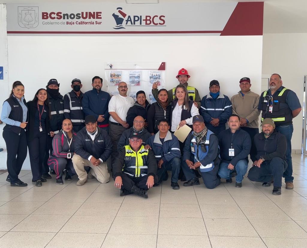 API-BCS SE CAPACITA COMO “PRIMER RESPONDIENTE Y USO DE DAE” PARA ATENCION DE EMERGENCIAS EN ...
