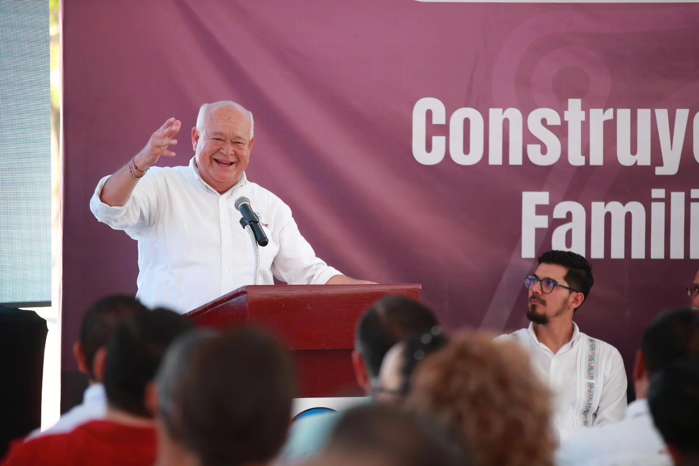 INAUGURAN GOBERNADOR VCC Y PRESIDENTA DE DIF, TERCER DIPLOMADO DE ...